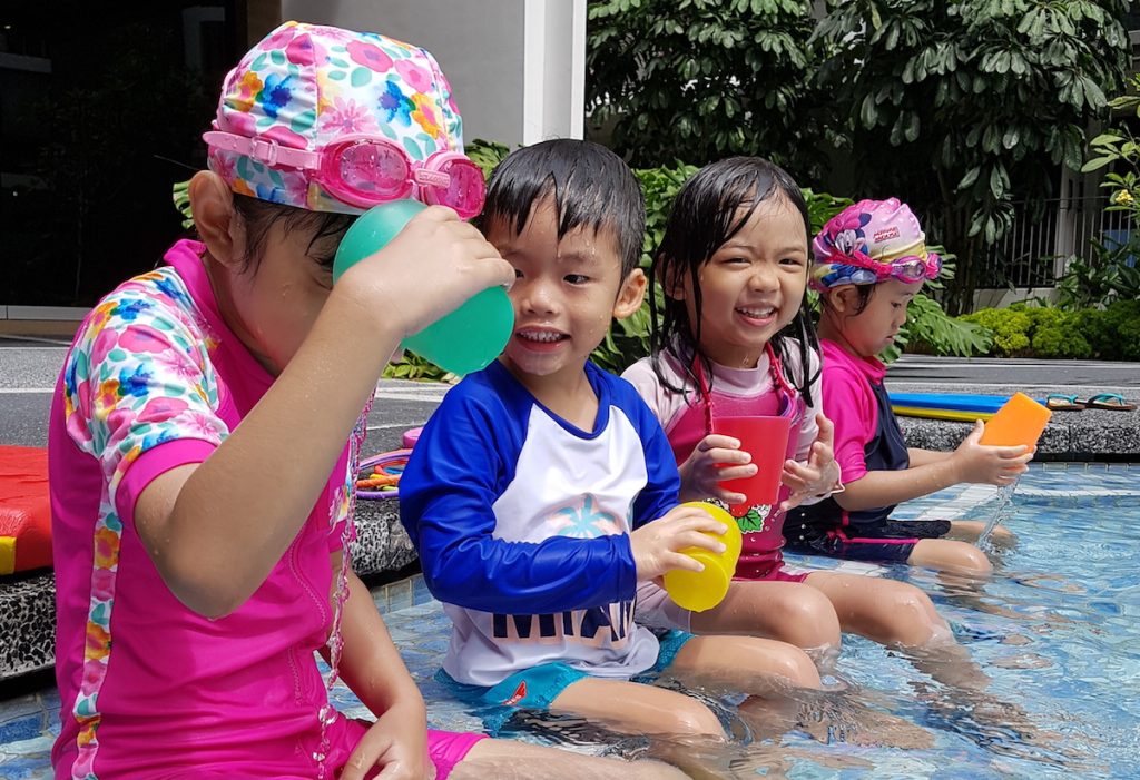 How do we teach a three to four years old child? – Swim Rite Aquatic School